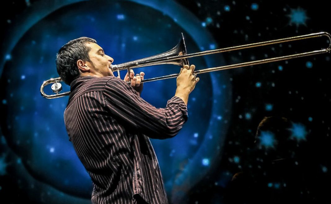 Gianluca Petrella – Cosmic Renaissance | Zero