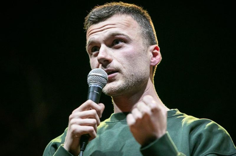 Horea Sas – “1h di stand up comedy” | Zero