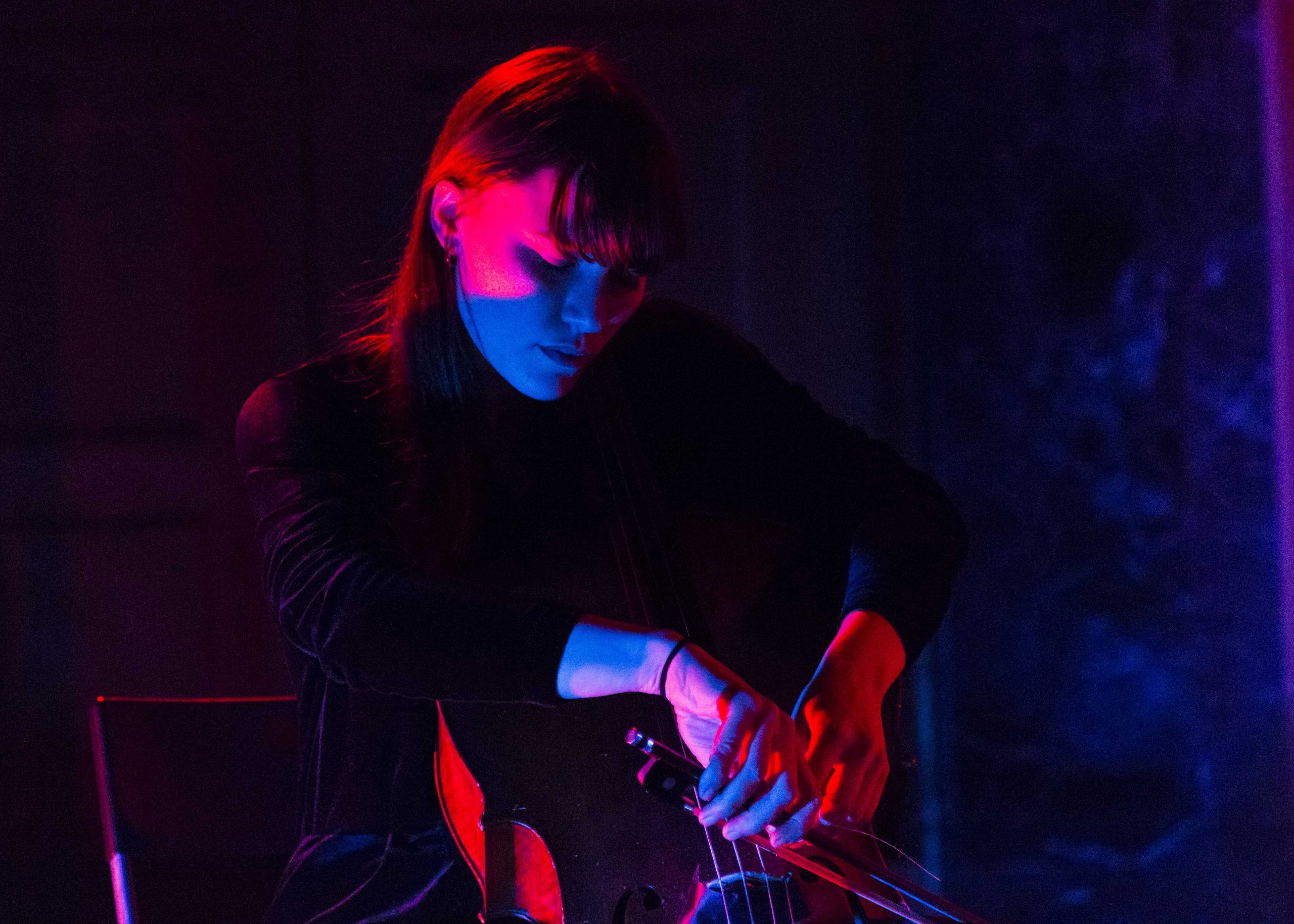 Chris Angiolini racconta gli artisti e le artiste di Transmissions ...