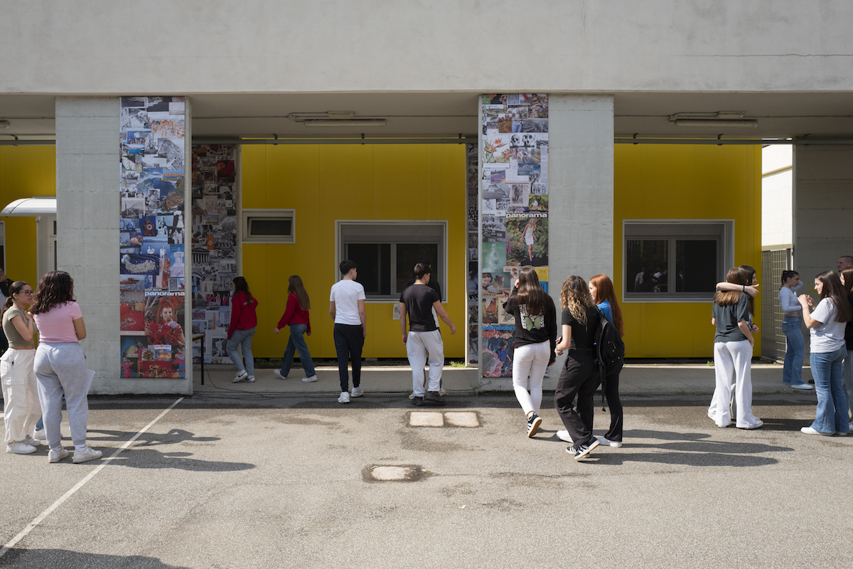 Al Liceo Sabin una mostra permanente di Carla Liesching sulla critica ...